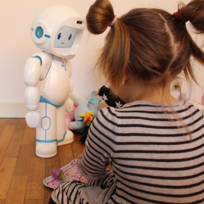 QTrobot เพื่อนใหม่ช่วยเสริมพัฒนาการเด็กออทิสติก | Creative Talk