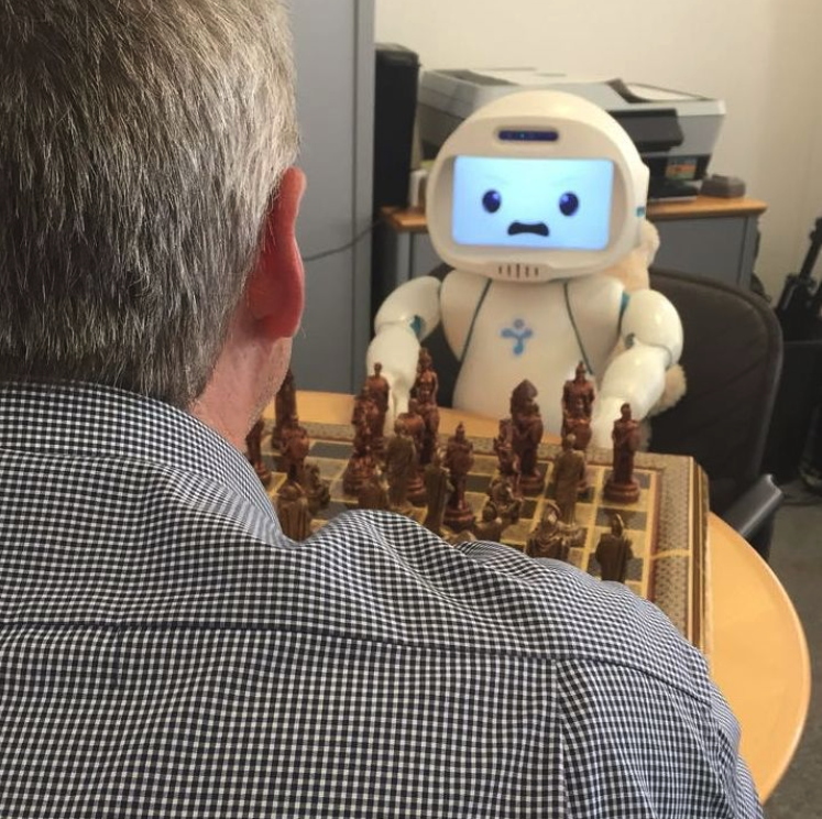 QTrobot เพื่อนใหม่ช่วยเสริมพัฒนาการเด็กออทิสติก | Creative Talk