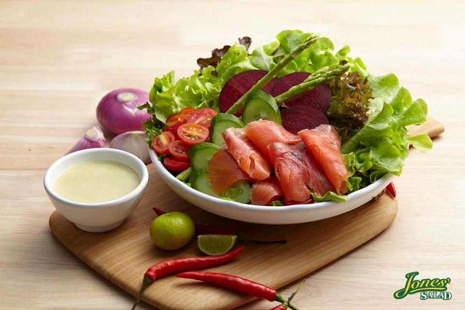 jones salad : เพจร้านสลัดที่ตั้งใจเล่าเรื่องสุขภาพที่มีสาระในแบบไร้สาระ ...