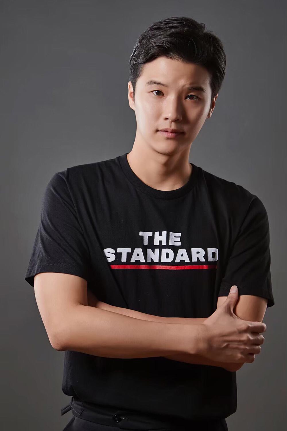 ชวนคุยกับหัวเรือใหญ่ THE STANDARD คุณนครินทร์ วนกิจไพบูลย์ และ คุณภูมิ ...